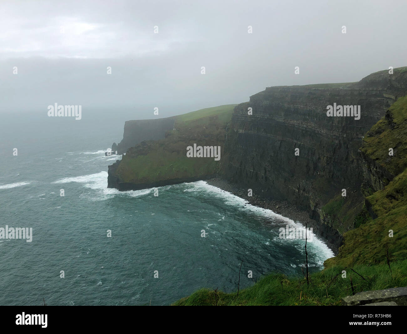 Foggy cliffs of moher hi-res stock photography and images - Alamy