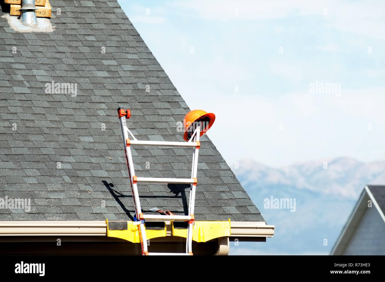 Rung of a ladder hi-res stock photography and images - Alamy