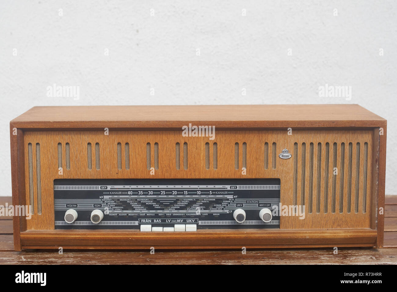 Radio Wave Classic High Resolution Stock Photography and Images - Alamy