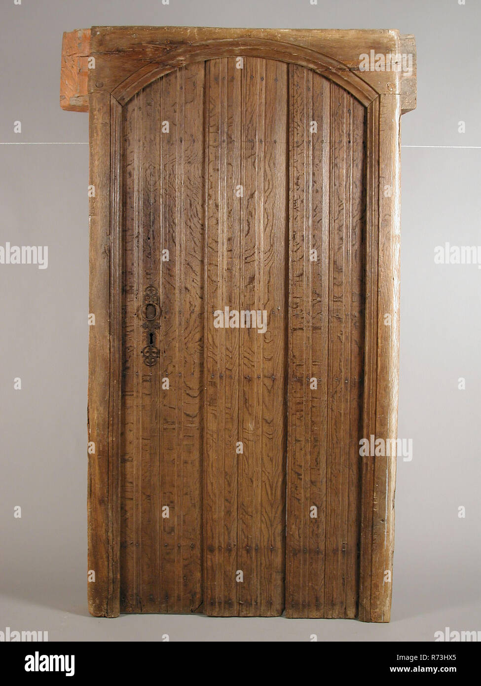 Hand forged cross hinges hi-res stock photography and images - Alamy