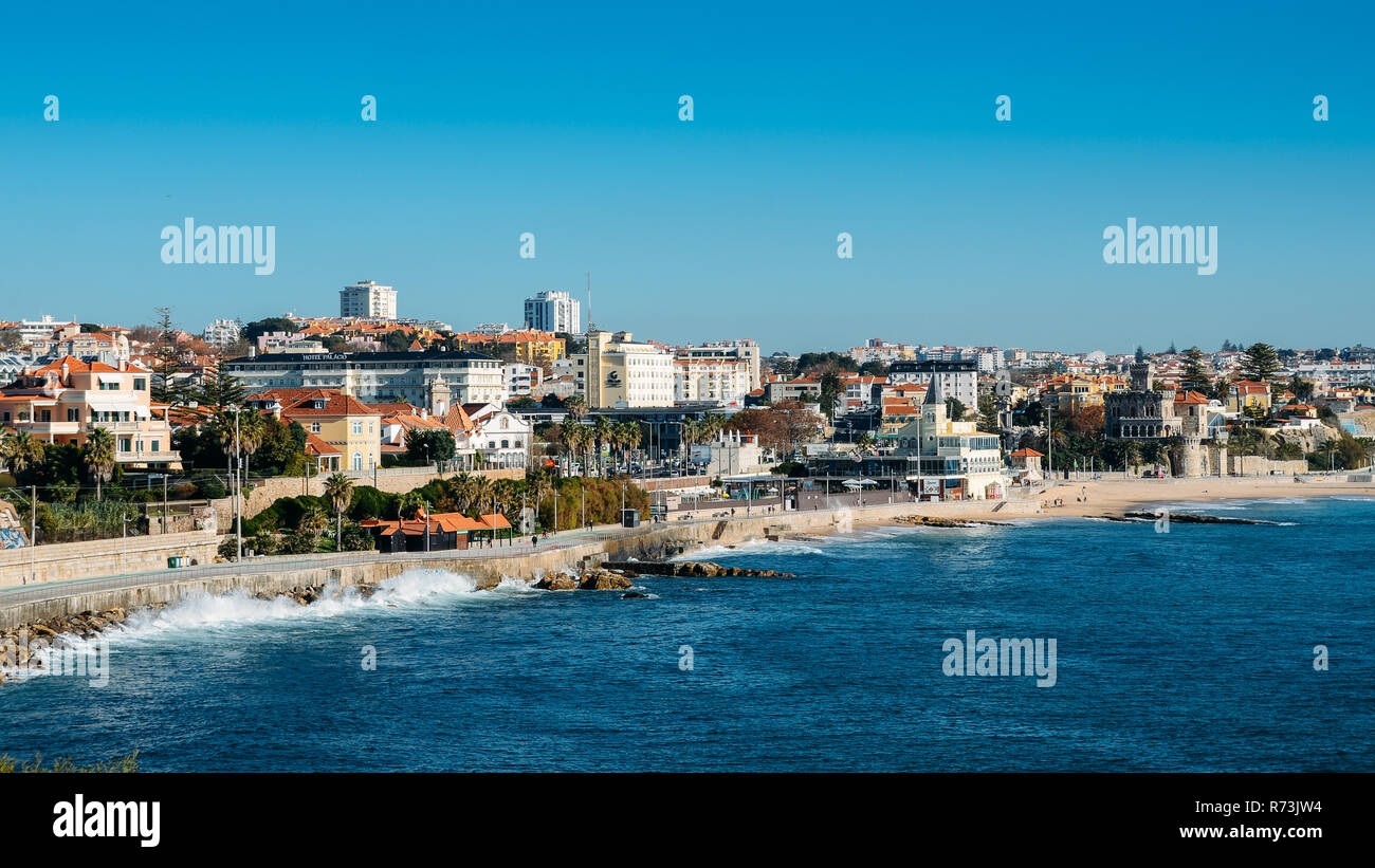 James bond building hi-res stock photography and images - Alamy