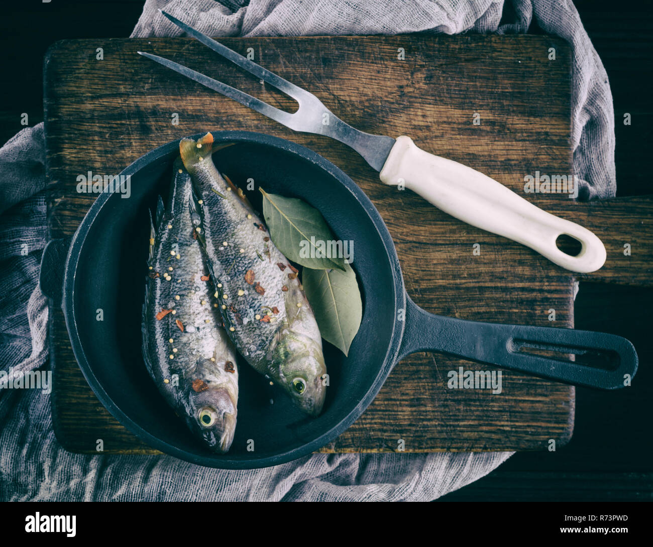 Perch fish scales hi-res stock photography and images - Alamy