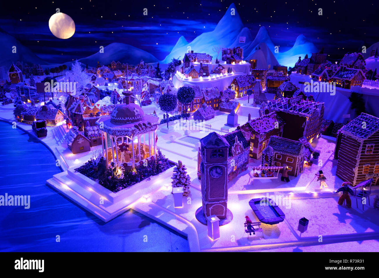 Gingerbread City, Pepperkaker Bien Bergen, christmass atmosphere over ...