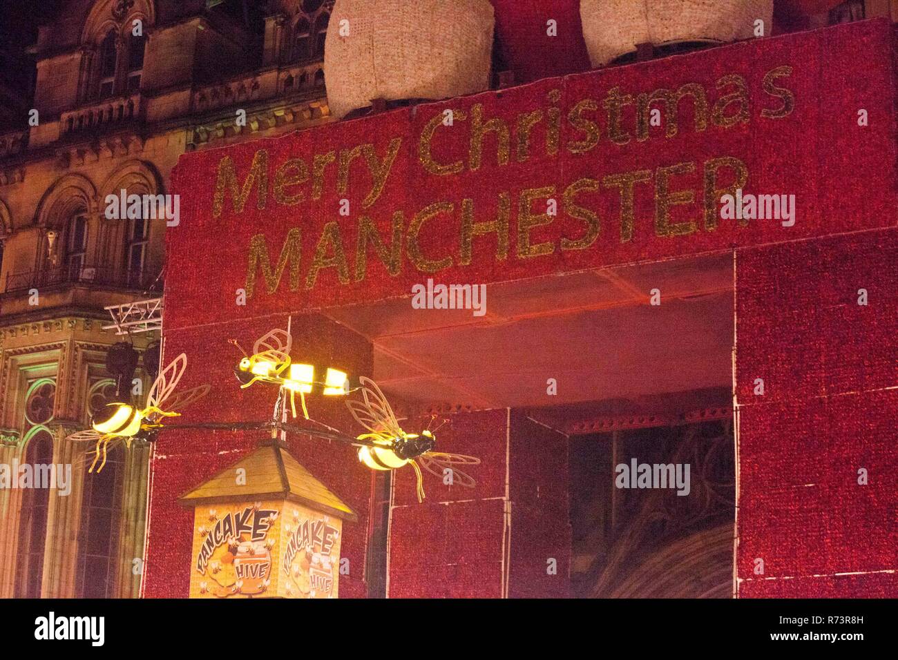 Manchester bees hi-res stock photography and images - Alamy