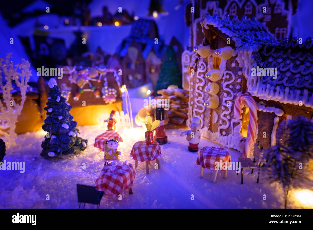 Gingerbread City, Pepperkaker Bien Bergen, christmass atmosphere over ...