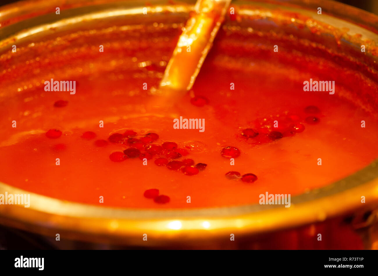 Hot pot family hi-res stock photography and images - Alamy