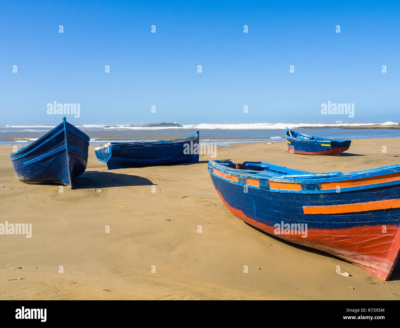 Traditional moroccan boats hi-res stock photography and images - Alamy