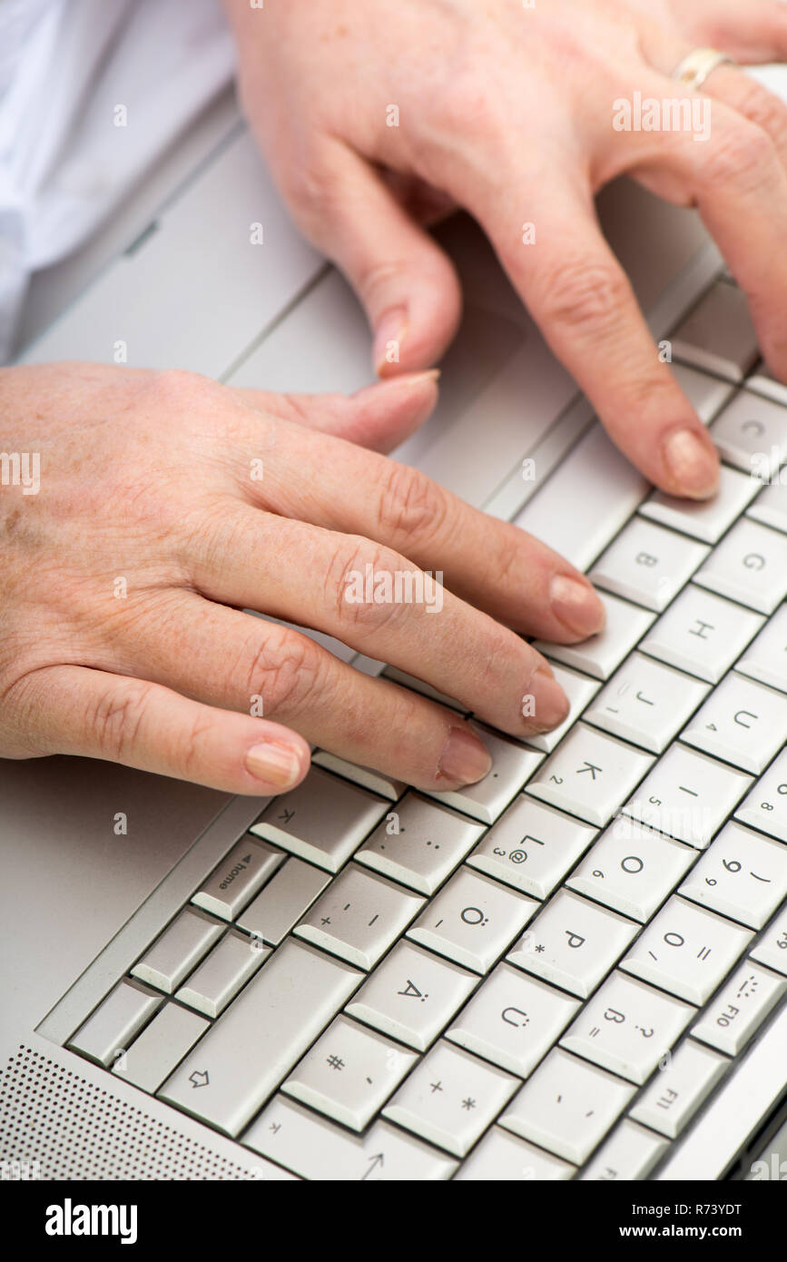 Close up hands keyboard elderly hi-res stock photography and images - Alamy
