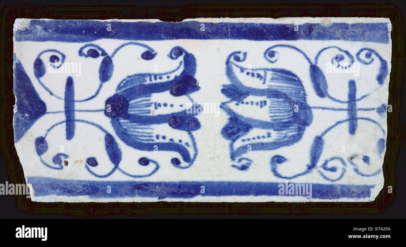Border tile with tulips, blue, edge tile wall tile tile sculpture ...