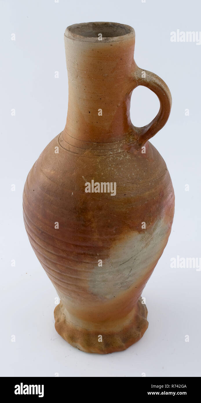 Stoneware jug be used on pinched feet, cylinder neck jug, strongly ...