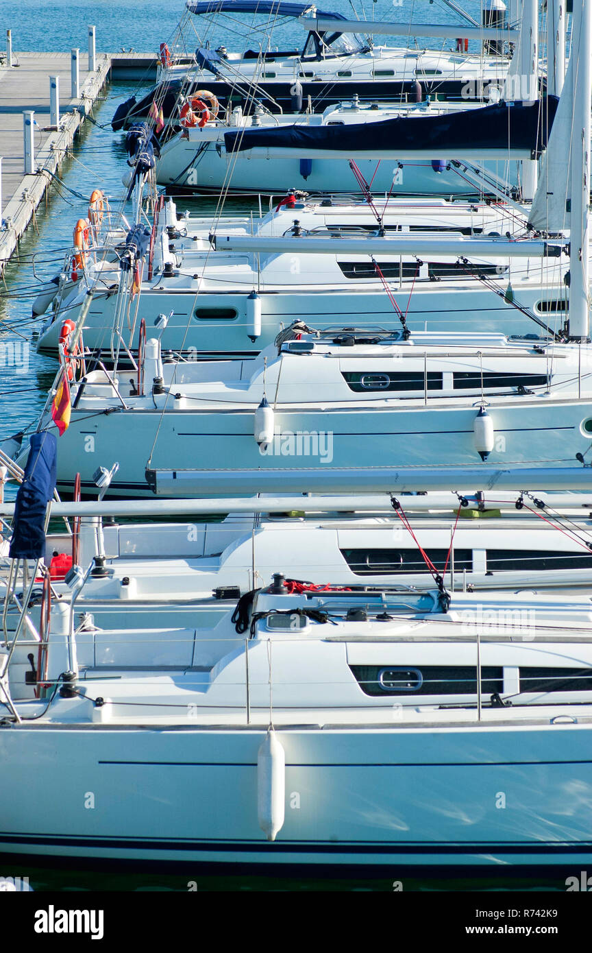 Port valencia moored yachts boats hi-res stock photography and images ...