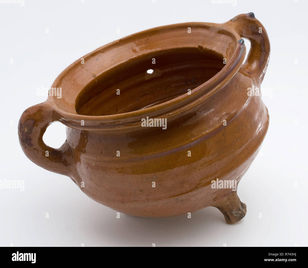Pottery cooking pot, grape-model, red shard with lead glaze, two ...