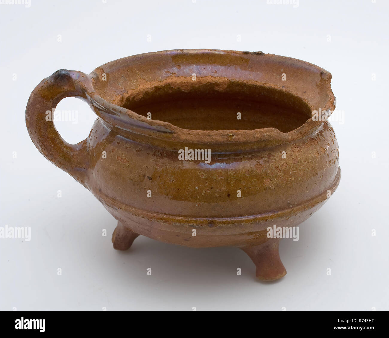 Pottery cooking pot, grape-model, red shard with lead glaze, bandoor ...