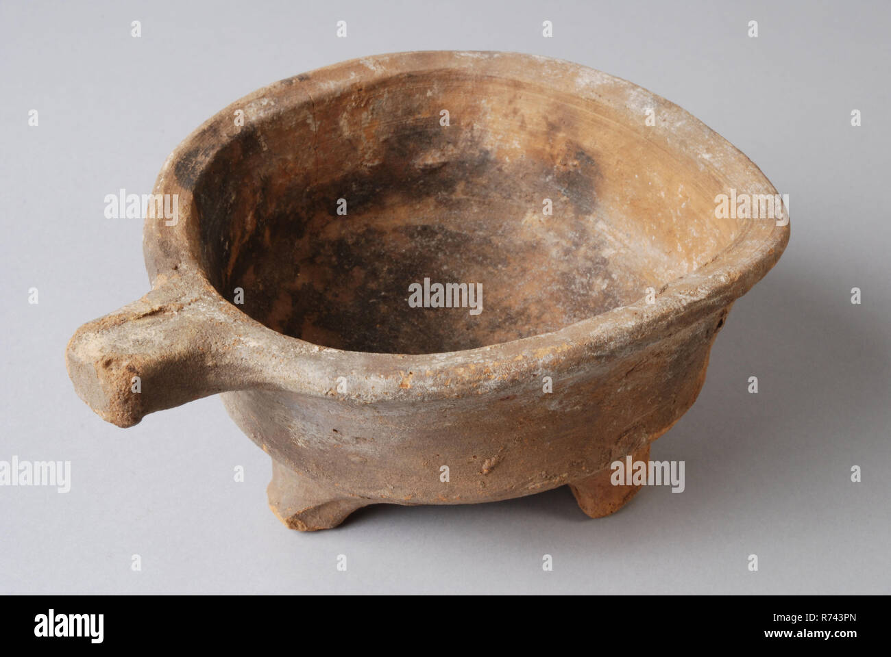 Scour marks hi-res stock photography and images - Alamy
