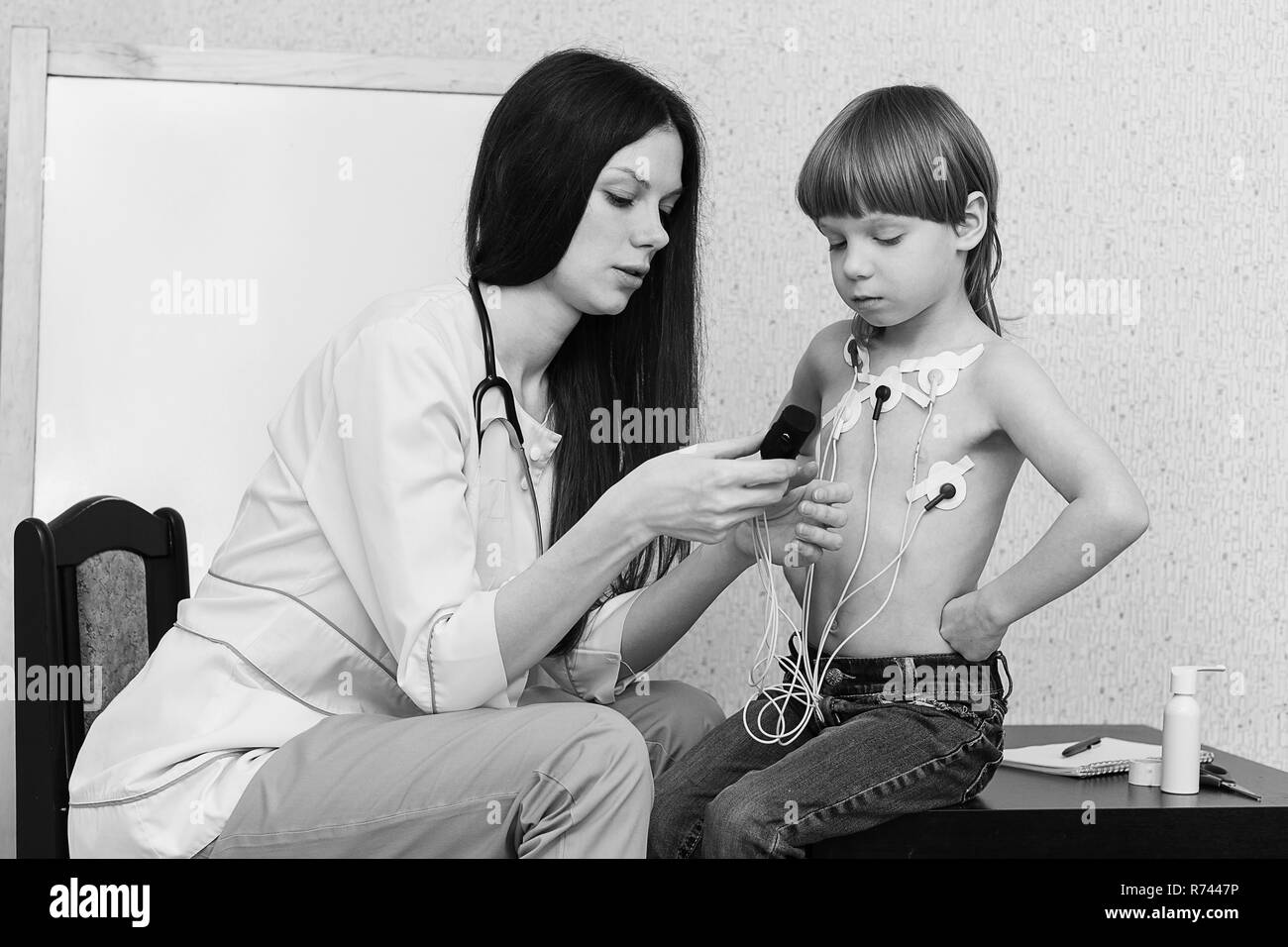 Cardiogram of heart of the boy, holter Stock Photo - Alamy