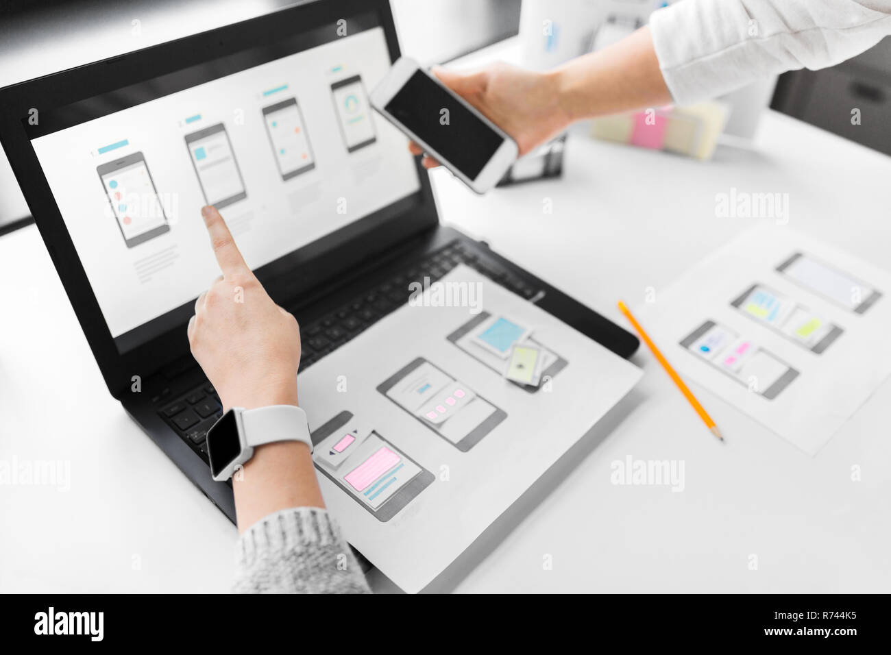 Web user interface hi-res stock photography and images - Alamy