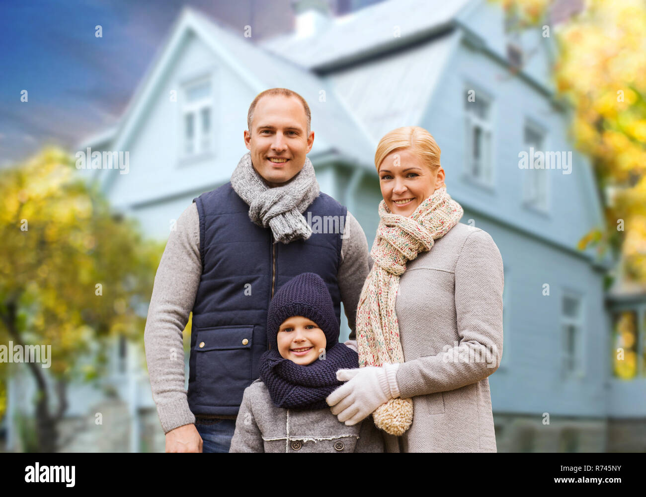 Autumn family house hi-res stock photography and images - Alamy