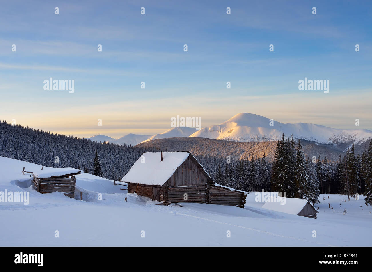Hut landscape hi-res stock photography and images - Alamy