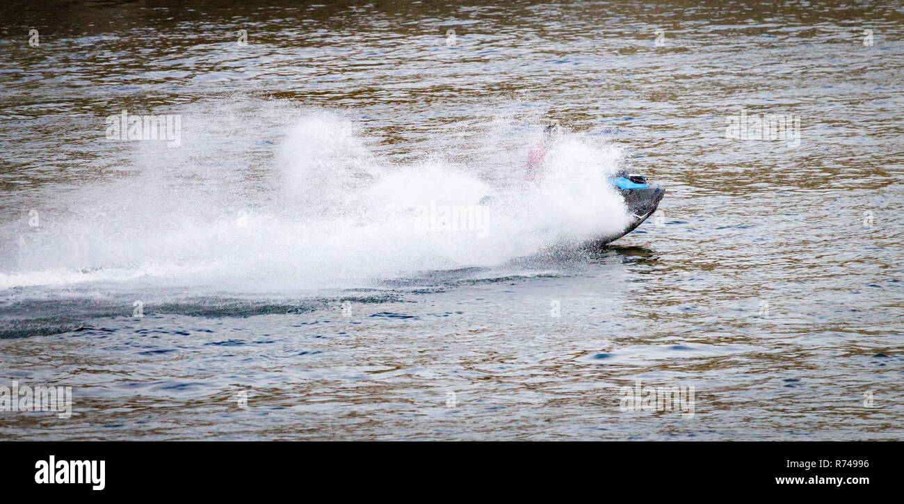 Light blue boat race hi-res stock photography and images - Alamy