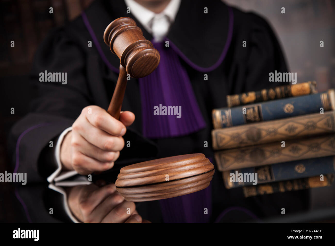 Courtroom, Judge, male judge in black mirror background Stock Photo - Alamy