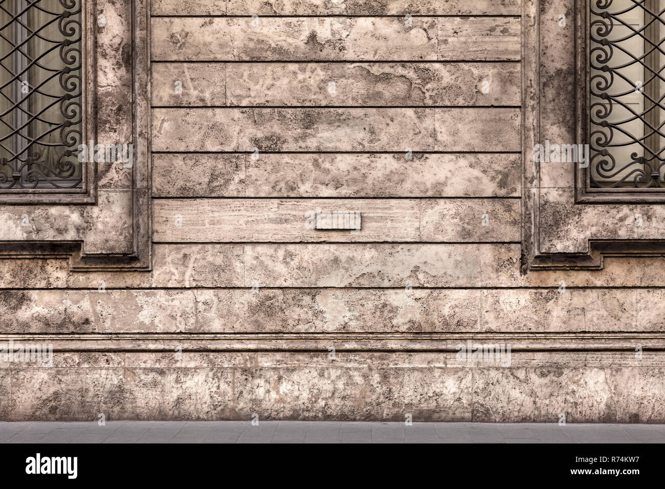 Medieval street wall, texture with windows, Rome, Italy Stock Photo - Alamy