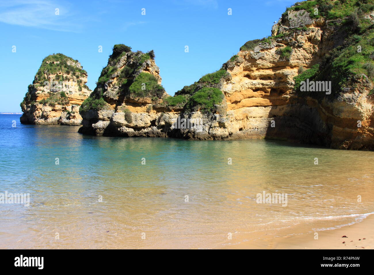 Beach ocean sands waterline hi-res stock photography and images - Alamy