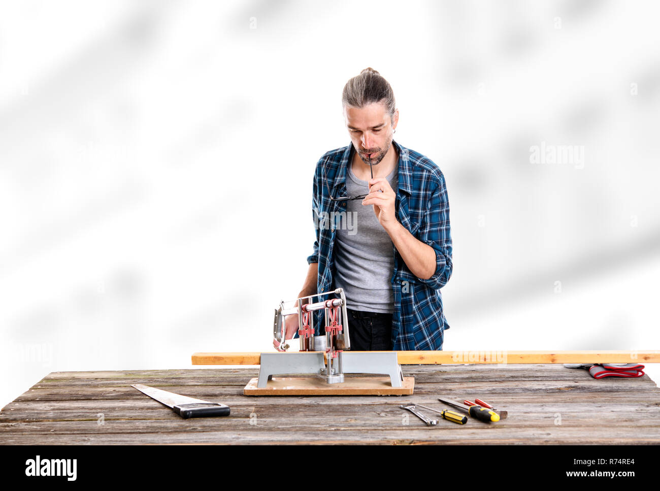 Sawing plant wood in carpenters hi-res stock photography and images - Alamy