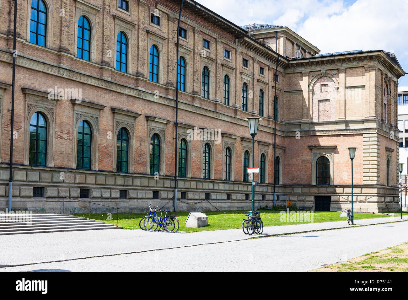 building of Alte (Old) Pinakothek in Munich Stock Photo - Alamy