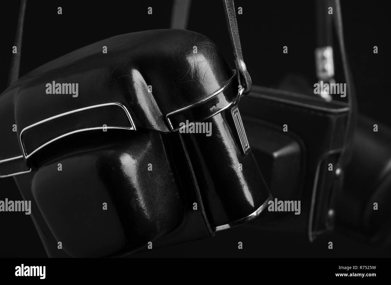 Photographic cameras Black and White Stock Photos & Images - Alamy