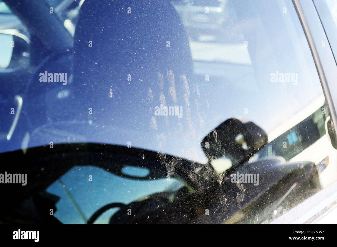 Handprint silhouette hi-res stock photography and images - Alamy