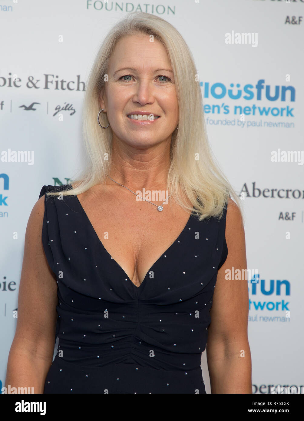 Clea newman hi-res stock photography and images - Alamy