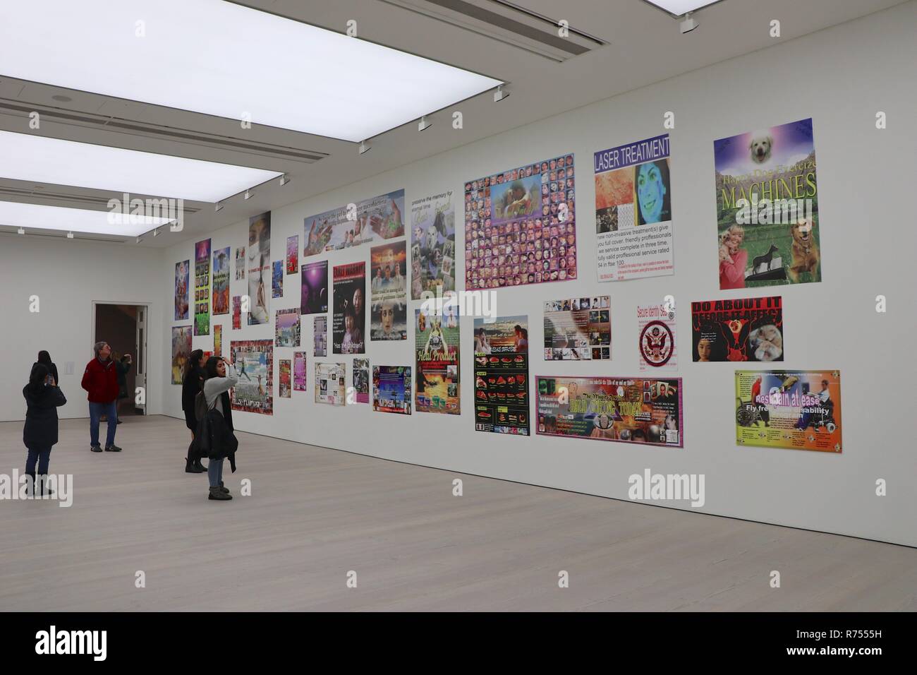 Saatchi modern art collection hi-res stock photography and images - Alamy