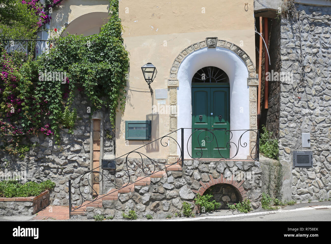 House in Positano Stock Photo - Alamy