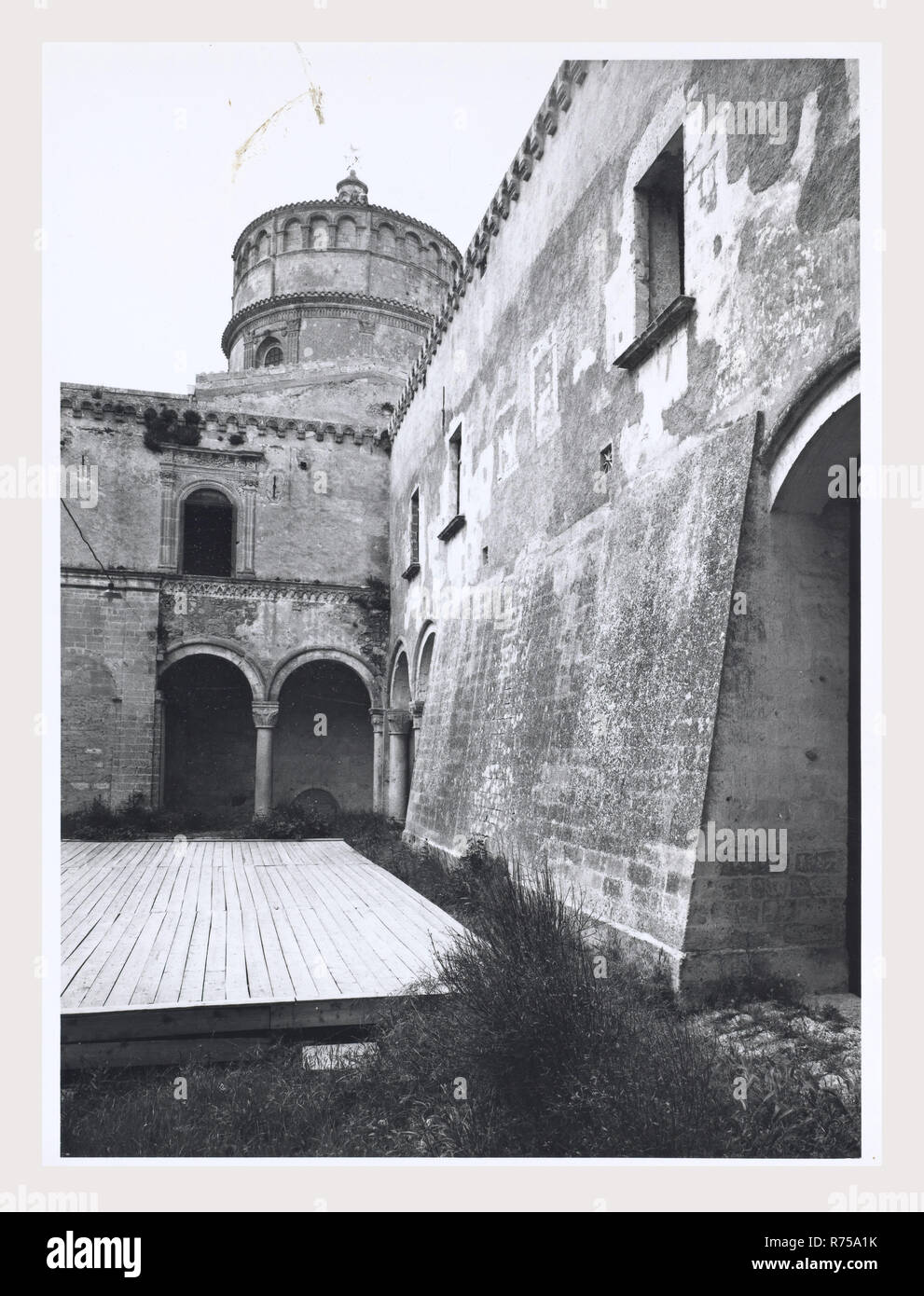 Basilicata Matera Montescaglioso Abbazia di S. Angelo, this is my Italy ...