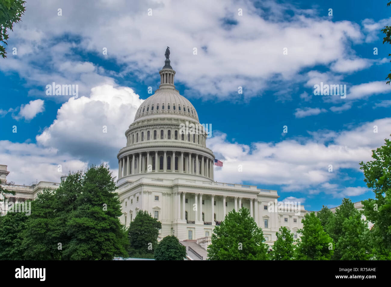 Washington, the white house. The symbol of America Stock Photo - Alamy