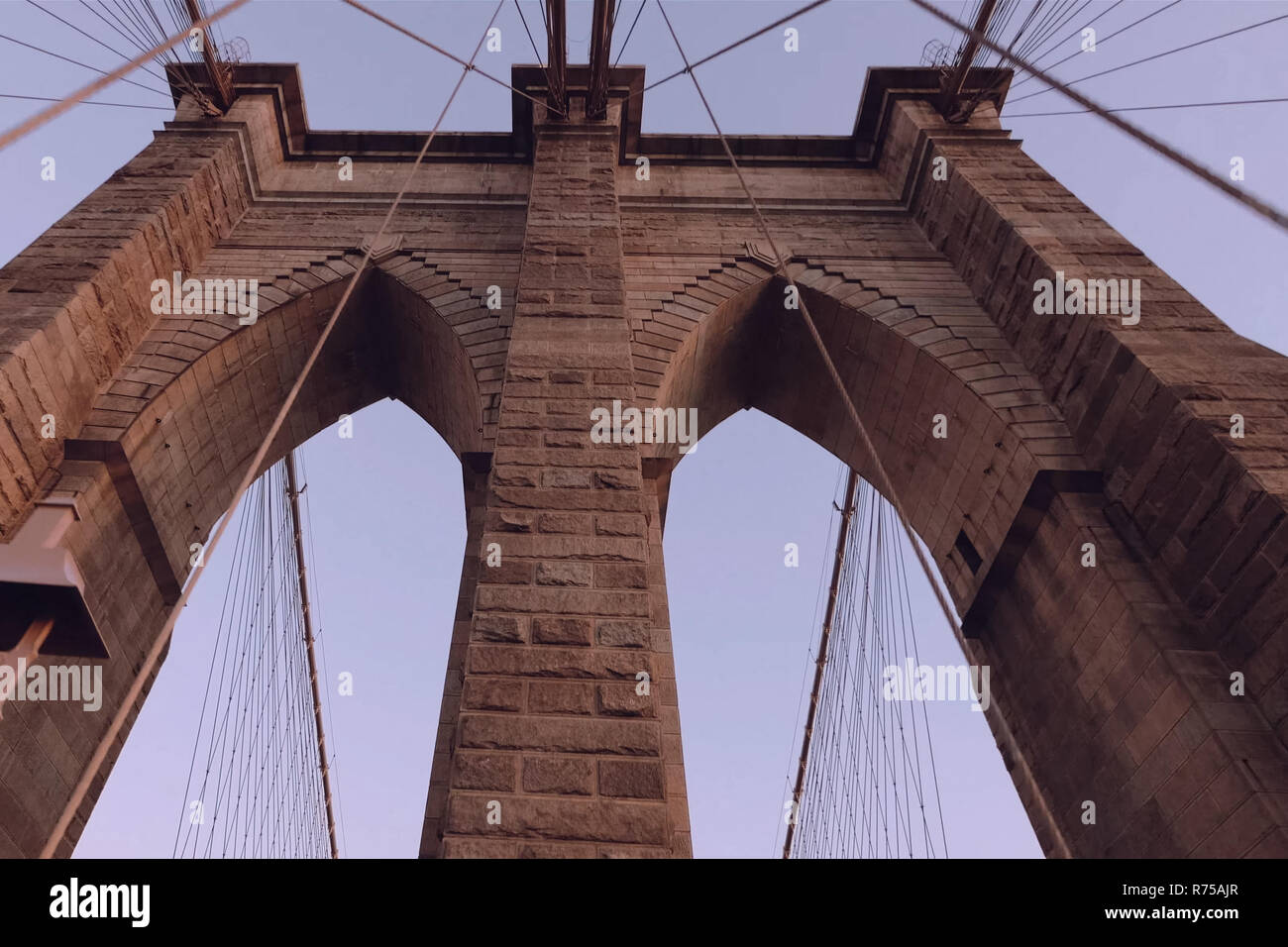 The Brooklyn Bridge. Walk on the bridge Stock Photo - Alamy
