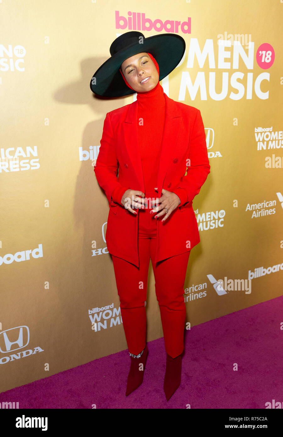 Balenciaga billboard hi-res stock photography and images - Alamy