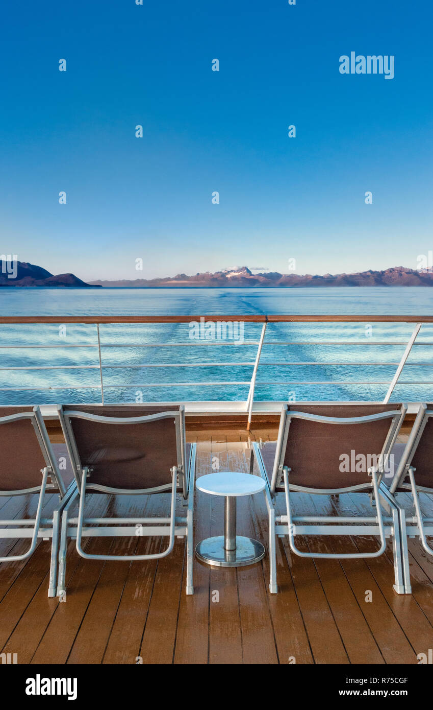 Empty damp hi-res stock photography and images - Alamy