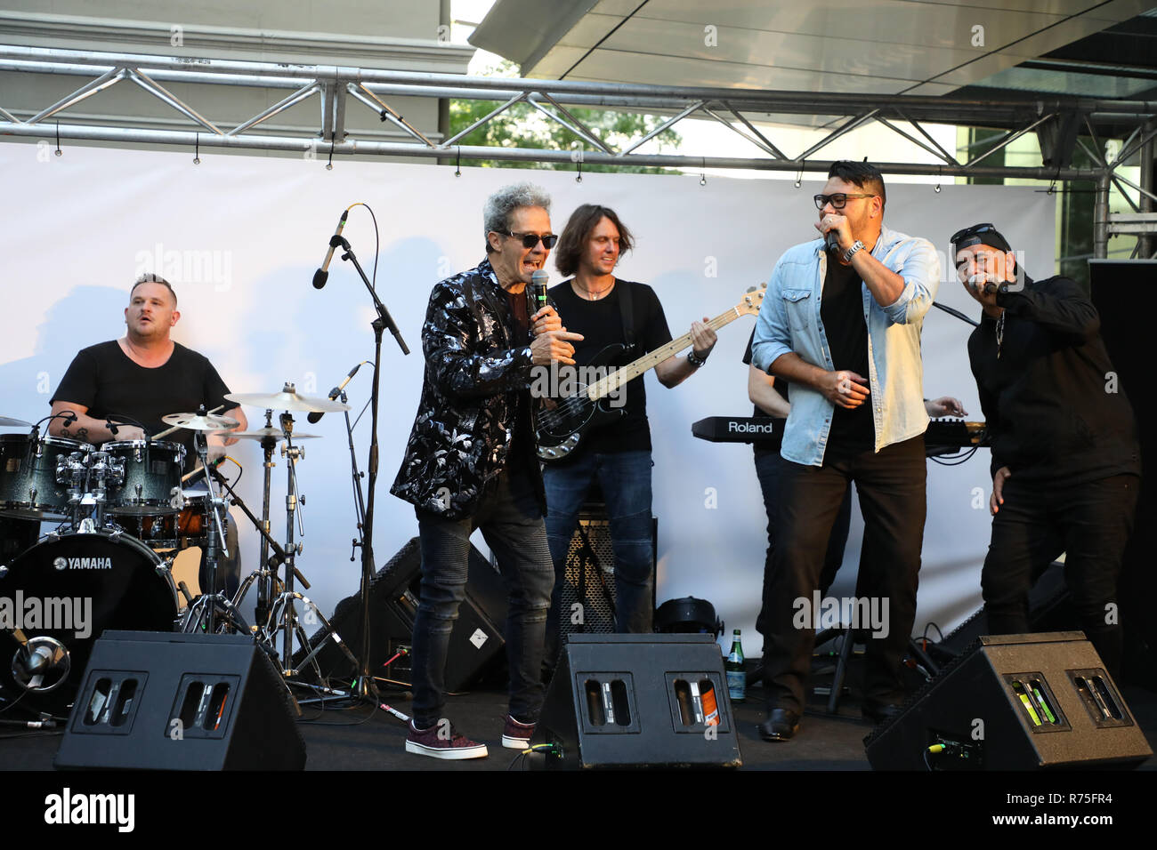 Sydney, Australia. 7th Dec, 2018. Pictured: Mark Gable from The ...