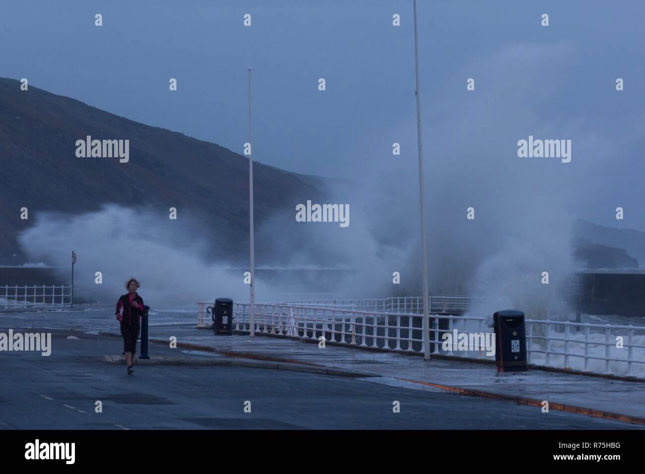 Aberystwyth Ceredigion, Wales, UK 08th November 2018 UK Weather: Windy ...