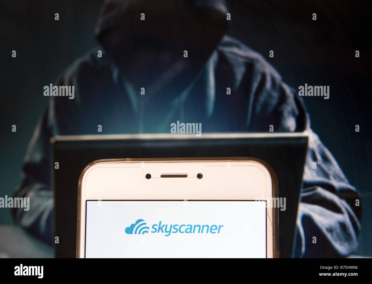 Skyscanner logo hi-res stock photography and images - Alamy
