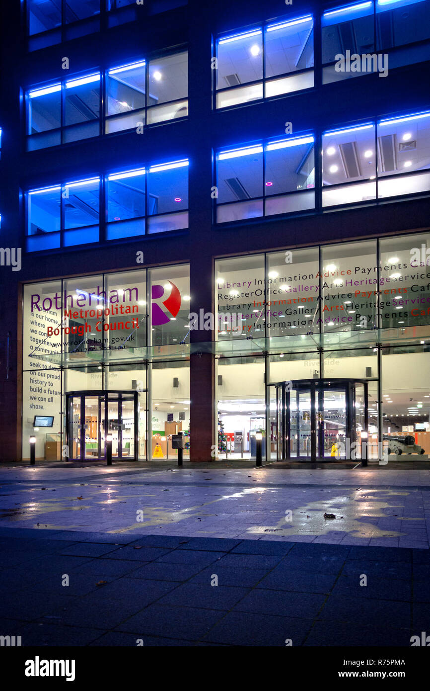 Rotherham landmark hi-res stock photography and images - Alamy