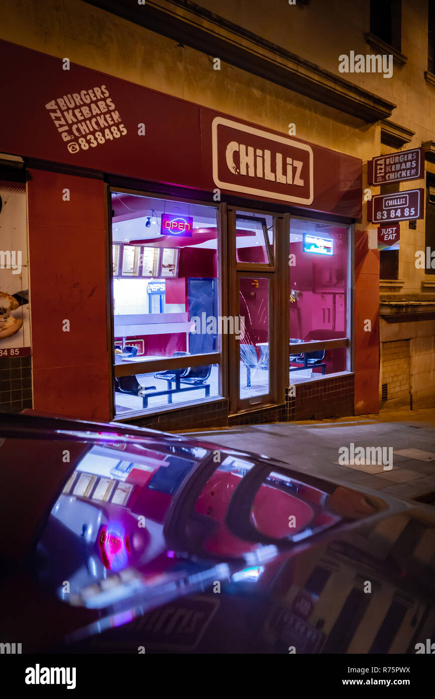 Shop Front Eat Fast Food High Resolution Stock Photography and Images ...