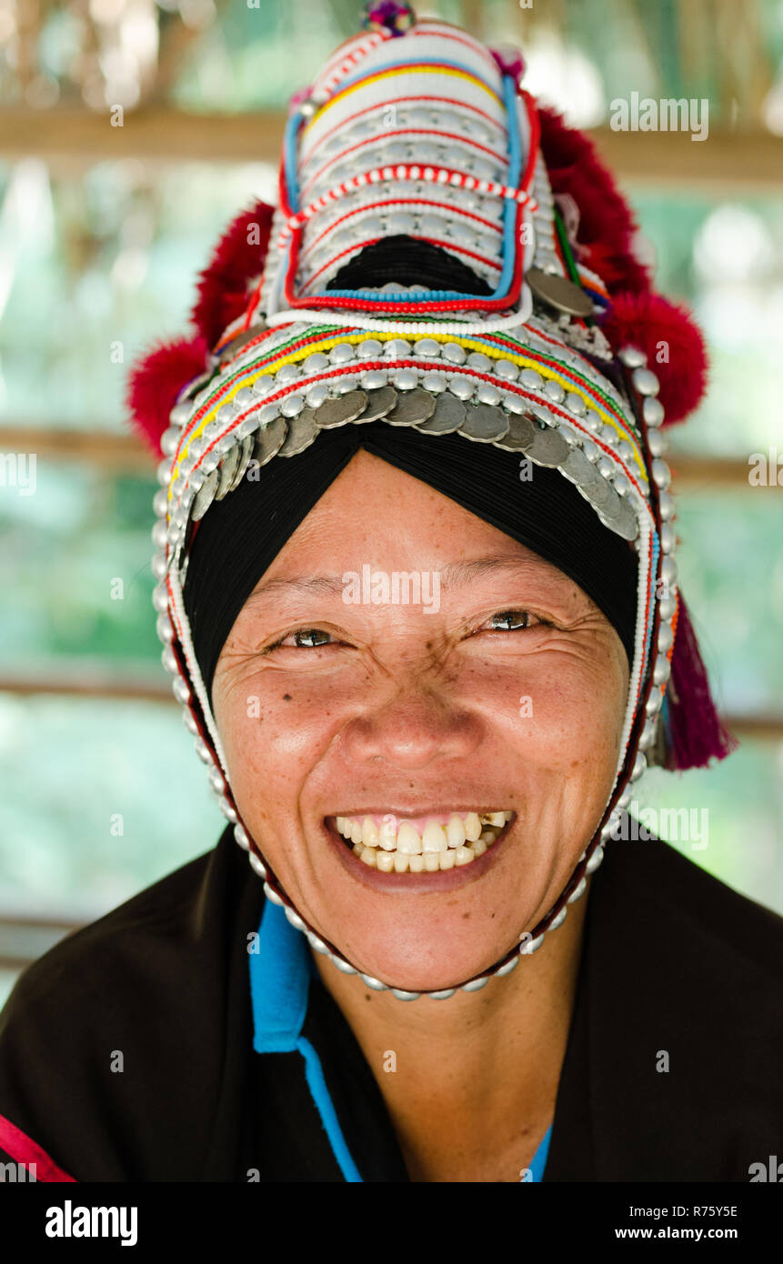 Akha woman hi-res stock photography and images - Alamy