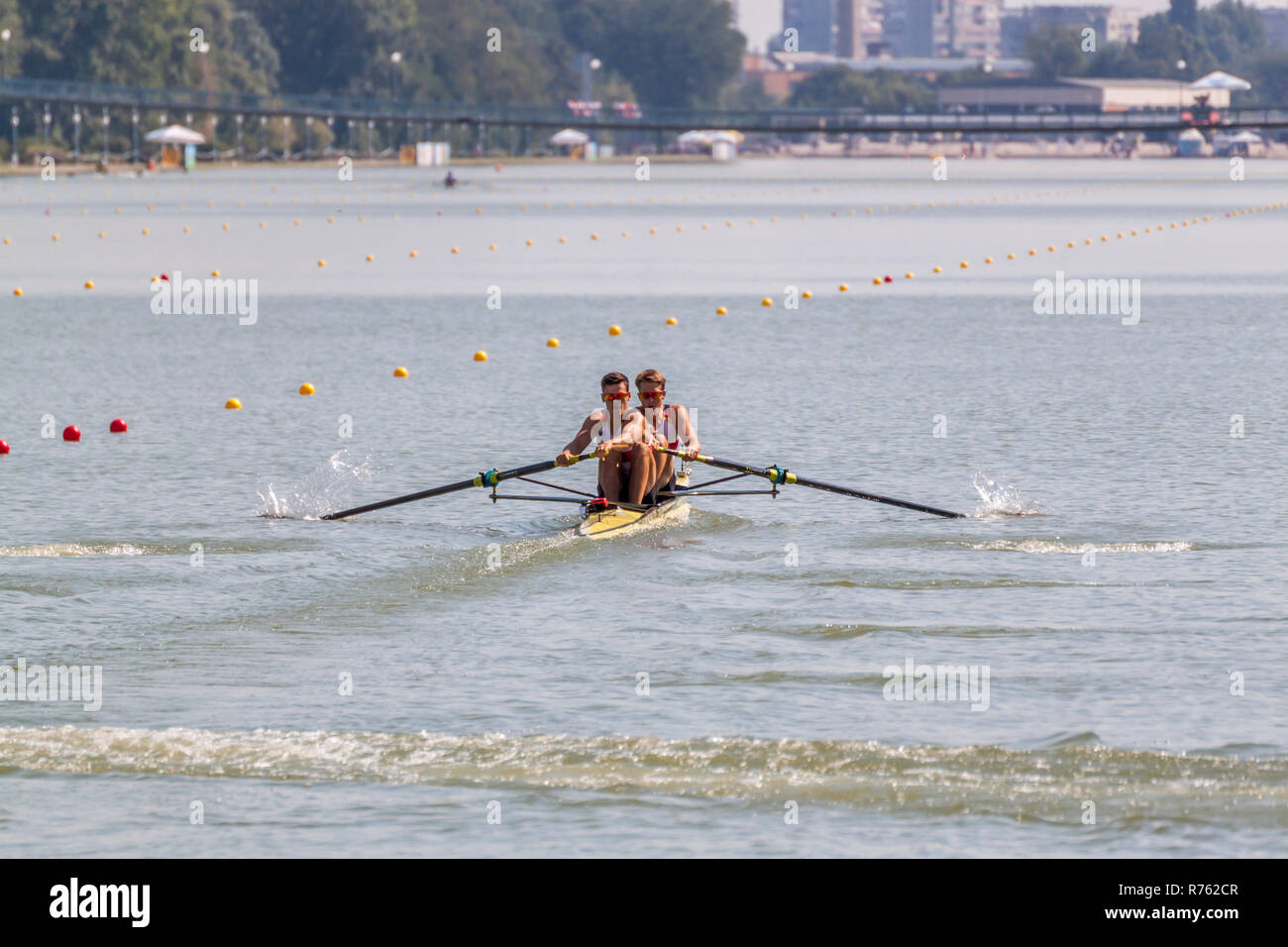 Two man rowing team race hi-res stock photography and images - Alamy