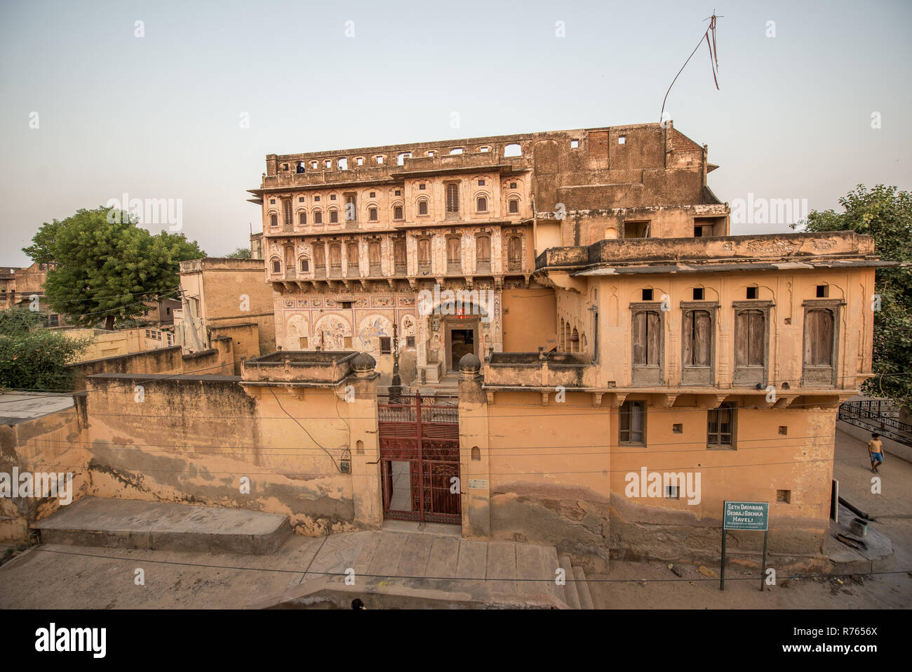 Ladia haveli hi-res stock photography and images - Alamy