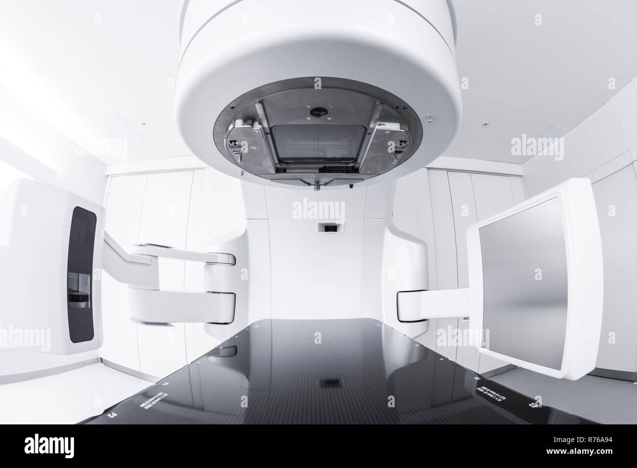 Malign tumor hi-res stock photography and images - Alamy