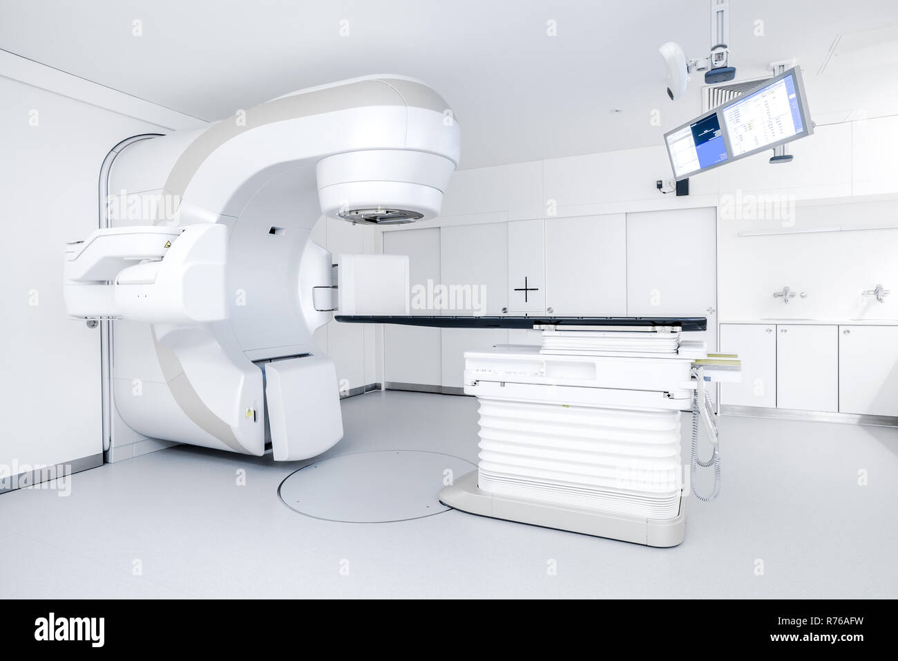 Linac hi-res stock photography and images - Alamy