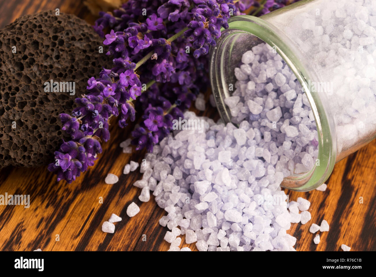 lavender bath salt and some fresh lavender Stock Photo - Alamy