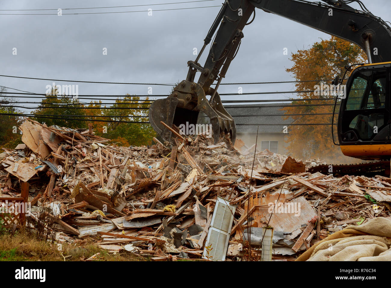 Architecture destruction natural disasters roof hi-res stock ...